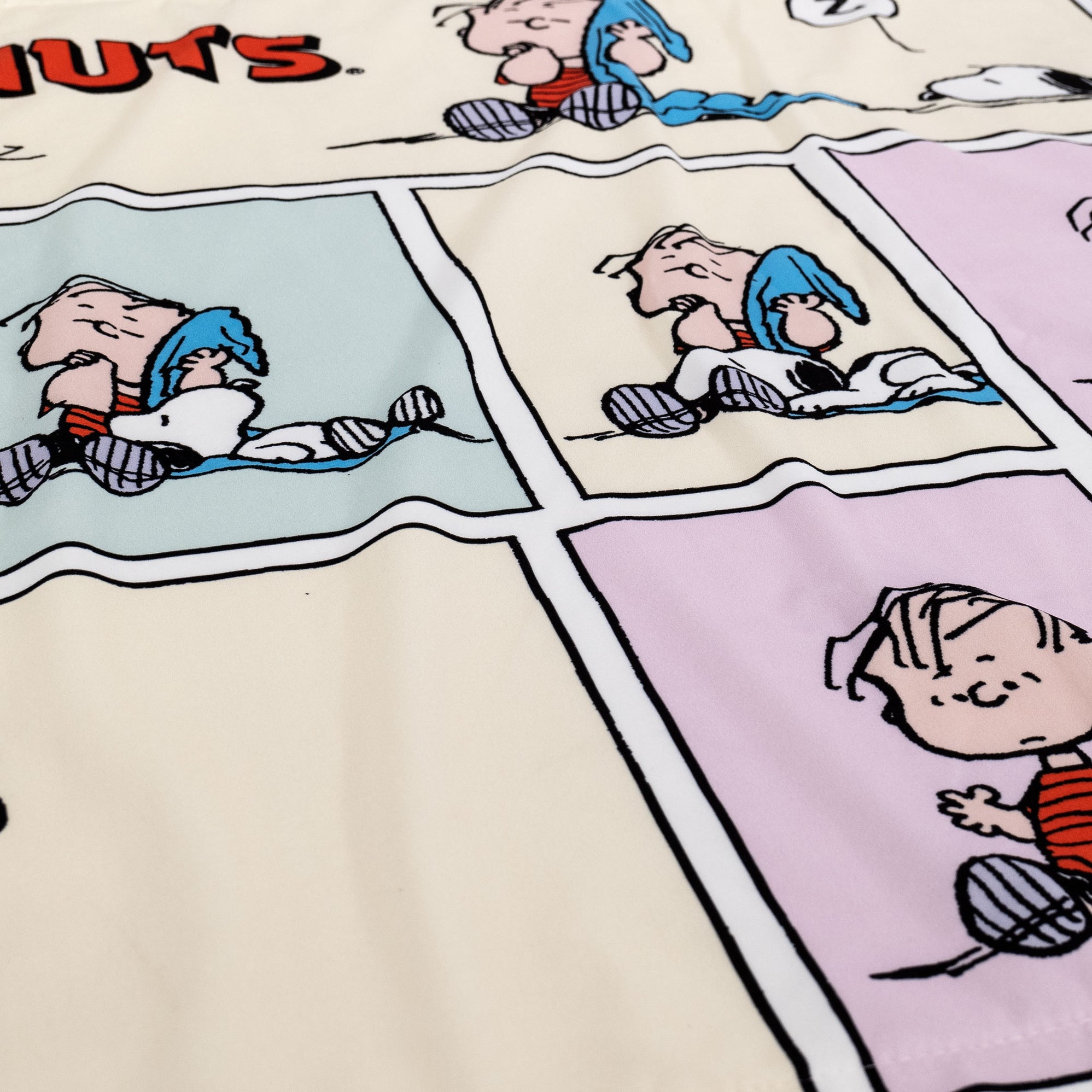Peanuts Snoopy Kuscheldecke / Tagesdecke Comic– Big Bertha Original DE